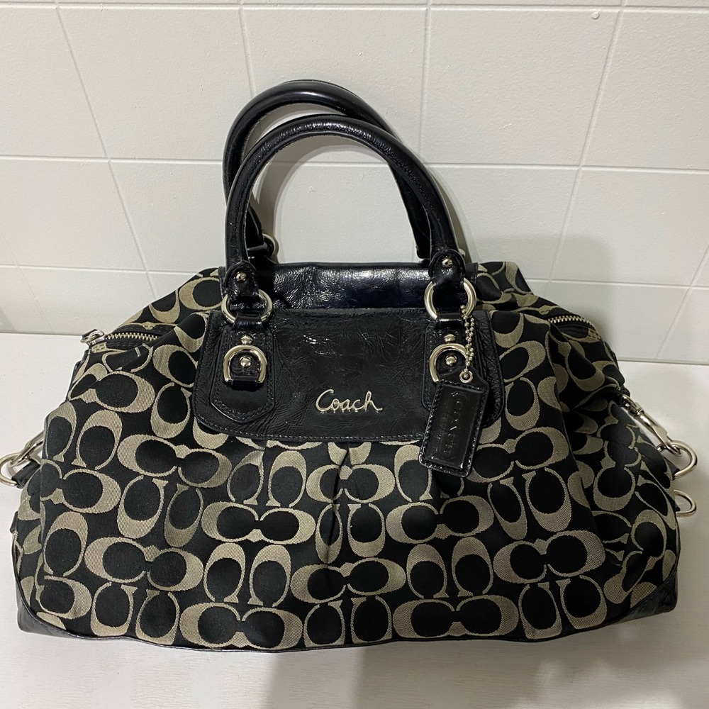 Coach Women's Large Black And Grey Bag Pre-Owned Cond… - Gem